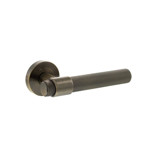 Atlantic SPR160AB Senza Antique Brass Pari Andretta Knurled Door Handle ...
